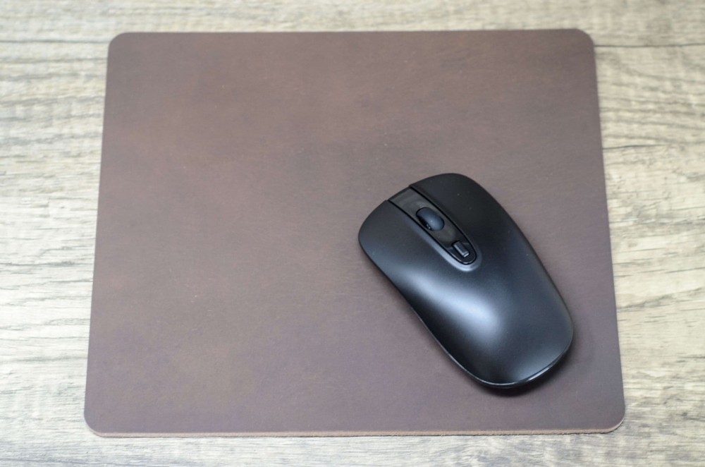 Full Grain Real Leather Mouse Mat in Smooth Vintage Brown - Ashford Ridge