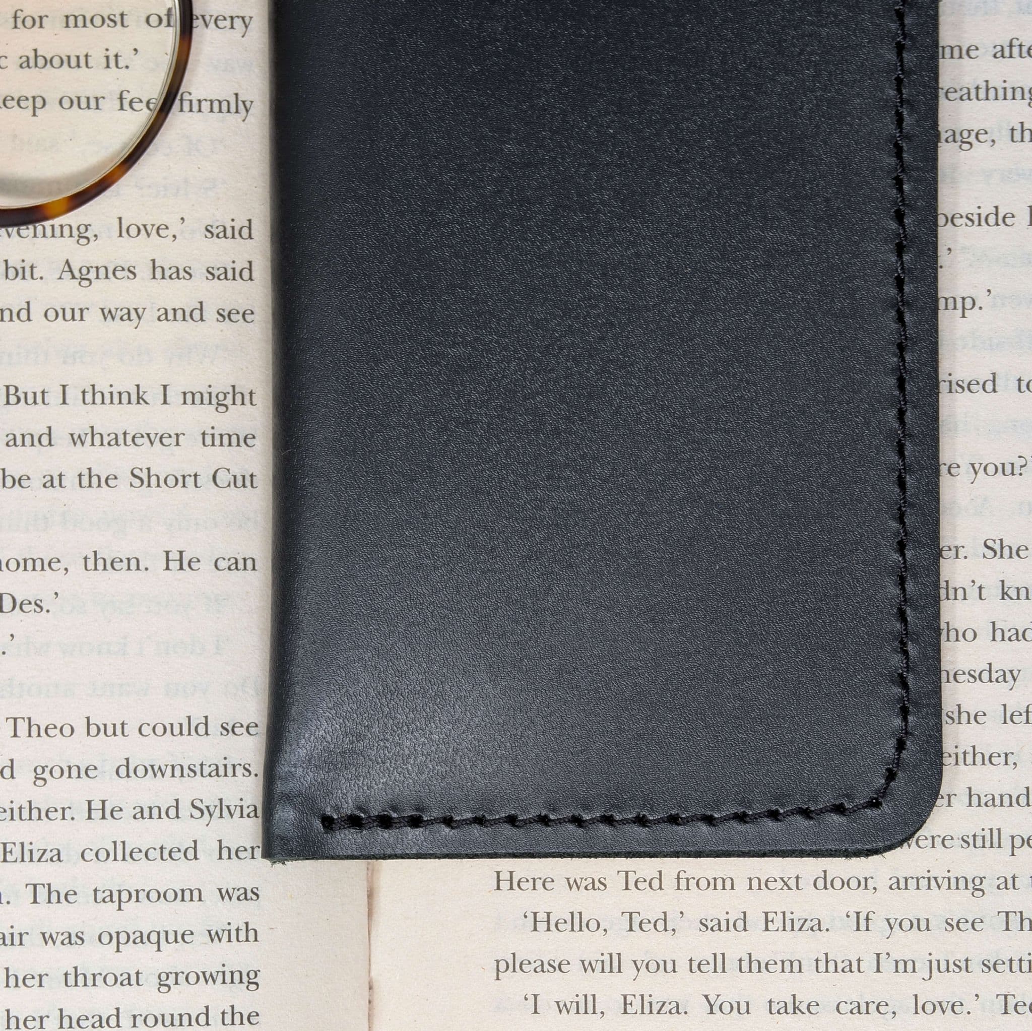 Real Leather Glasses Case in Black - Ashford Ridge