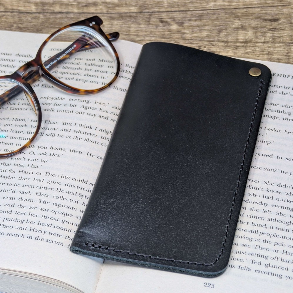 Real Leather Glasses Case in Black - Ashford Ridge